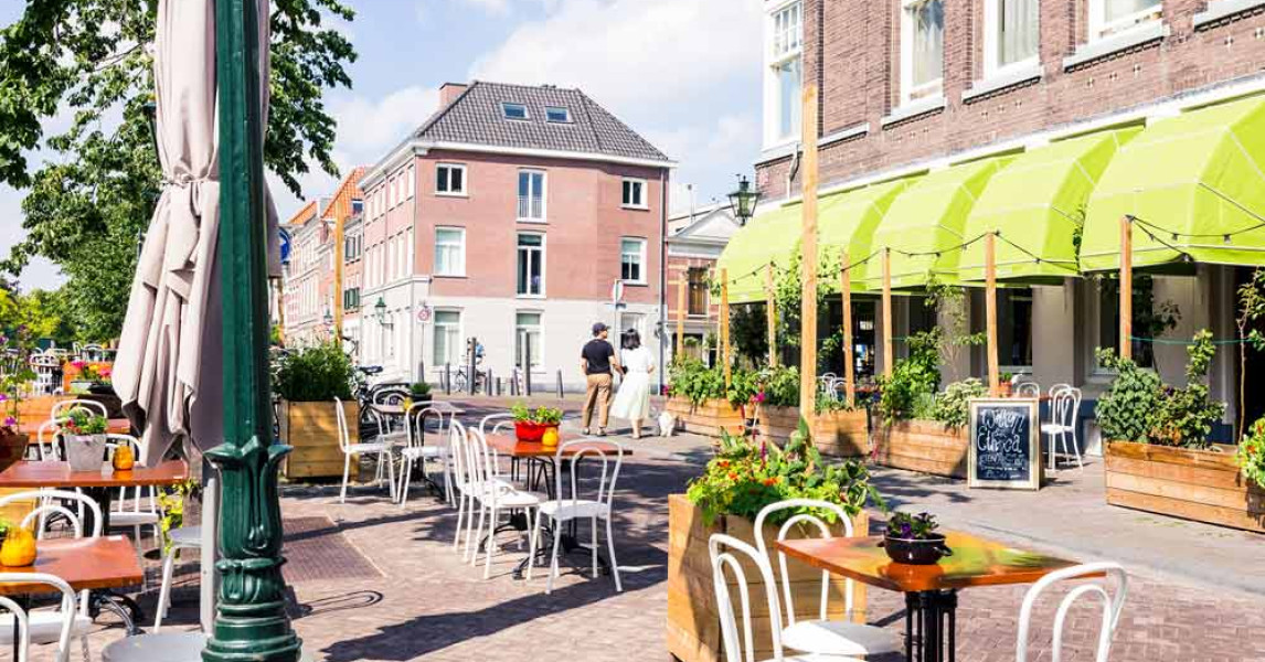 De communityborrel gaat on tour, deze maand naar de Zuidwal! – Volt Nederland